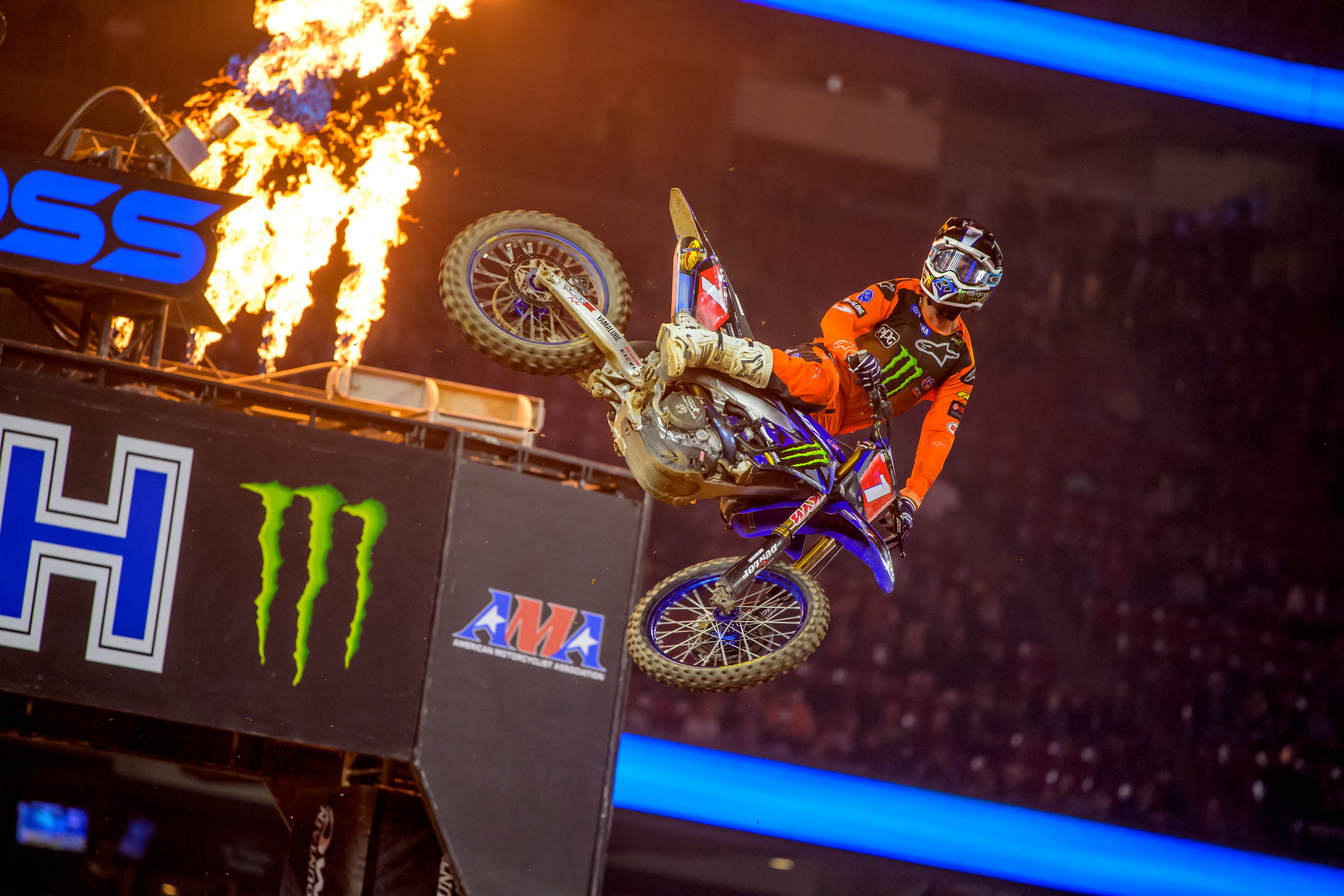 ALPINESTARS TOP SEVEN LOCK-OUT AS ELI TOMAC WINS 450SX RACE AT NRG STA