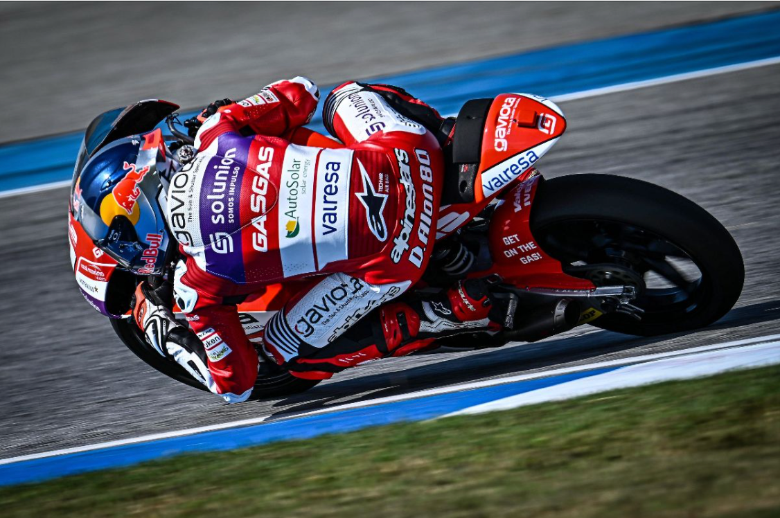 ALPINESTARS TOP FIVE LOCK-OUT AS DAVID ALONSO WINS MOTO3 RACE IN THAIL